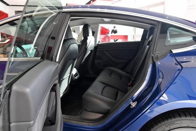 特斯拉Model3對比小鵬P7、比亞迪漢EV，誰才是30萬最強電動轎車？ – 頭條新聞